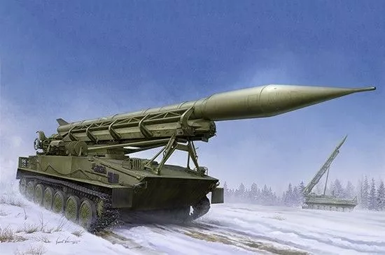 1 35 2P16 Launcher with Missile of 2k6 Luna FROG-5 1 35 asmt_640408279 ...