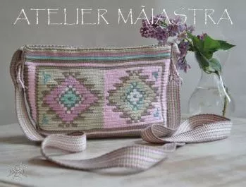 Gentuta crosetata manual ornamentata cu motivul popular din Banat ...