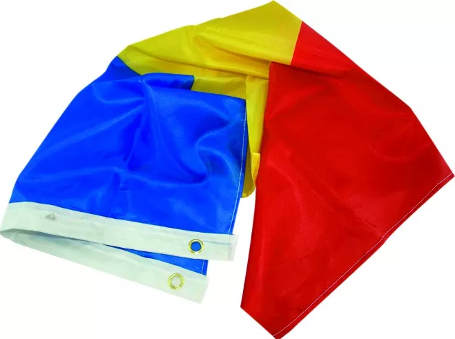 Drapel Romania pentru exterior 60 x 90 cm din poliestern DRE6090 - cel.ro