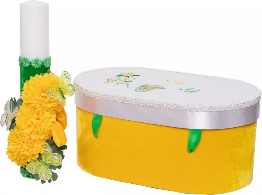 Set botez trusou si lumanare Fluturasi Veseli personalizat cu nume si data