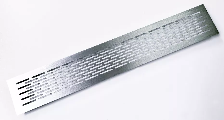 Grila ventilare din aluminiu finisaj inox 80x484 mm max-7199 - cel.ro