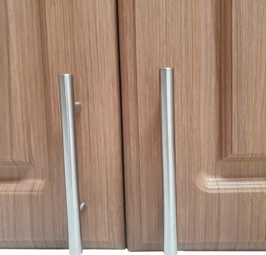 Corp suspendat Canadian MDF 2 usi stejar natur deschis 80x30x57 cm ...