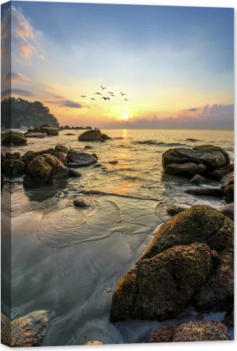 Tablou luminos in intuneric GlowforHome Peisaj cu rasaritul soarelui ...