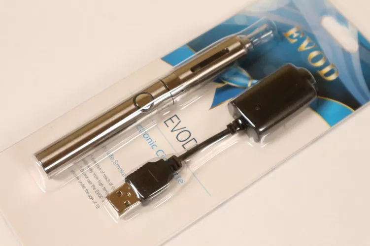 Kit etigara electronica Blister Evod 650 Mah 1ri_123 - cel.ro