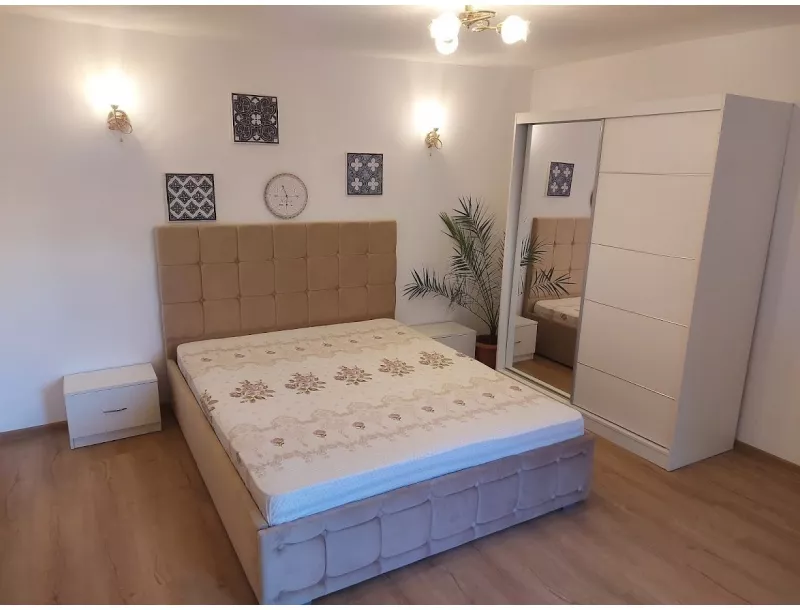 Set Dormitor Regal cu Pat Tapitat Bej 160 cm x 200 cm 0515245472 - cel.ro