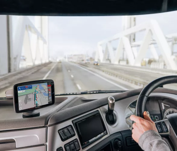 Sistem de navigatie TomTom GO EXPERT EU 6 model 2021 1YB600220 - cel.ro