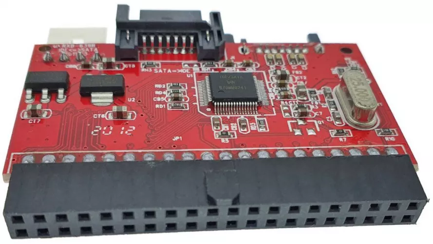 Convertor placa adaptor IDE 40 pini la SATA cu cabluri transmisie - cel.ro