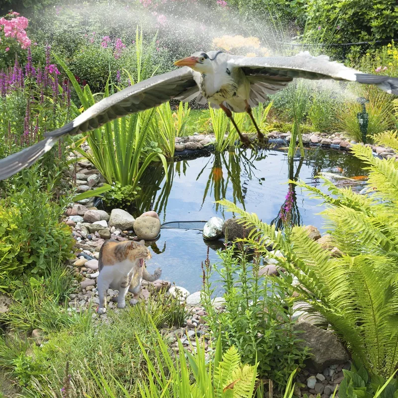 Aparat cu Jet de apa 10m Anti Pasari Caini Pisici Animale Garden Water ...