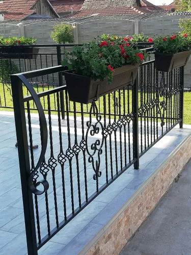 Balustrada Fier Forjat Balcon Model T1 3m x 1m H 1m Vopsire in camp ...
