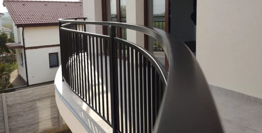 Balustrada Premium pentru Balcon Model T2 3m x 1m H 1m Vopsire in camp