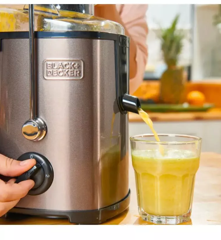 Storcator de fructe si legume Black and Decker 600W recipient colectare ...