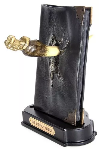 Figurina Harry Potter Horcrux Jurnal Tom Riddle 22 cm NN7271 - cel.ro