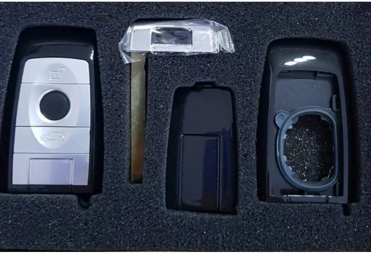 Carcasa cheie compatibil BMW smartkey 3 but cb037 - cel.ro