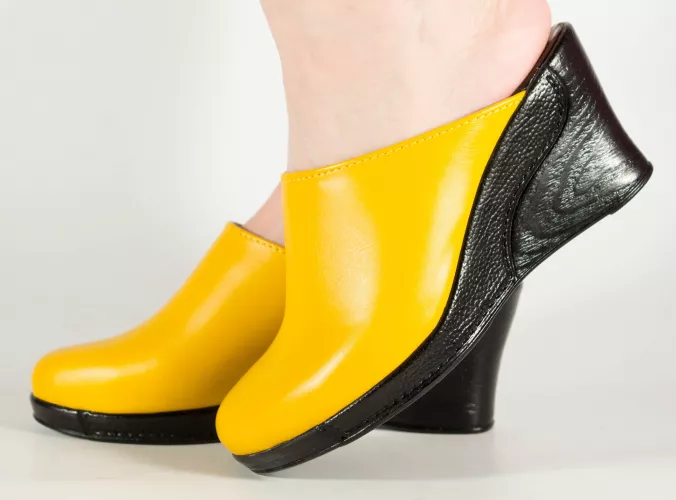 Saboti galbeni cu platforma piele naturala SBM5 39