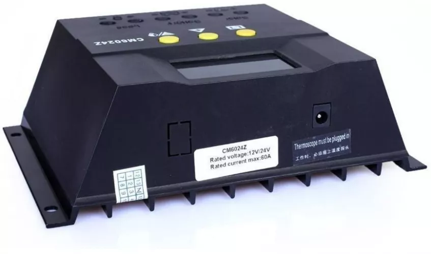 Controller tensiune pentru panou solar 12/24V 60A CM6024Z MRKT9538 - cel.ro