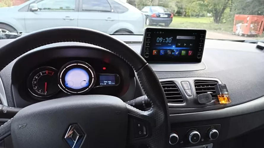 Navigatie AUTONAV PLUS Android GPS Dedicata Renault Megane 3 Model PRO ...