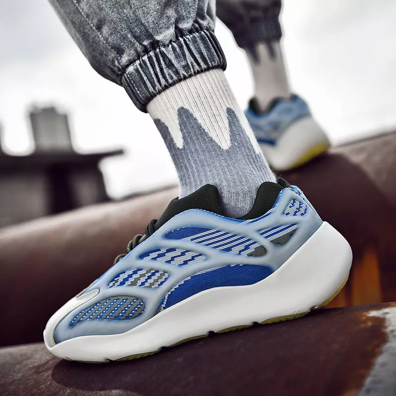 Pantofi sport MBrands next gen model futurist fosforescent - 43 Alb ...