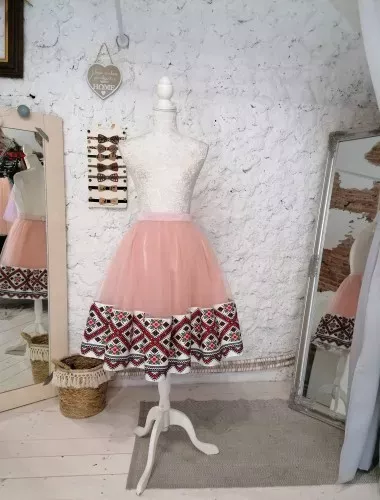 Fusta tule roz prafuit cu motiv traditional 0xi_135 - cel.ro