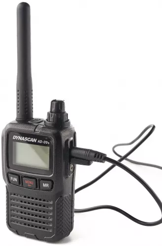Statie radio portabila PMR PNI Dynascan AD-09 + 446MHz 0.5W 16CH set cu 2 buc - cel.ro