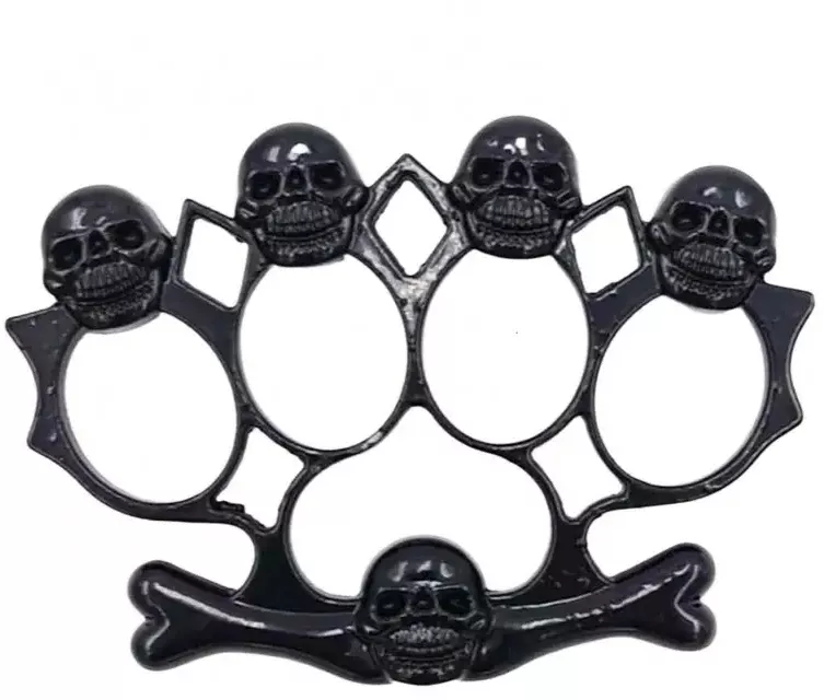 Pumnal tip box rozeta autoaparare cu 4 cranii 1 cm grosime neagra ...