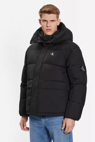 Geaca Calvin Klein Jeans din puf J30J323709 Negru S INTL yvpj_953238583 ...