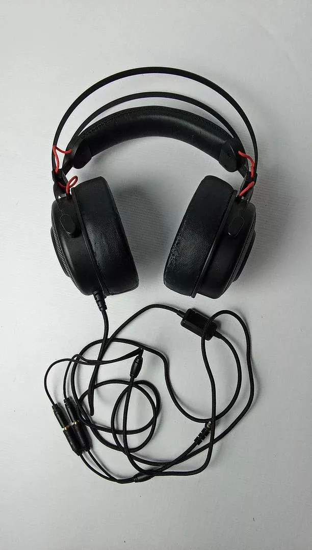 Casti gaming HP Omen 800 Negru - SECOND Omen800 - cel.ro