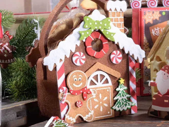 Set 2 gentute din textil model Casuta Turta Dulce 17x9x18/24 cm A56.33. ...