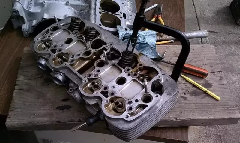 Presa arcuri de supape 16-30mm BGS-1768 - cel.ro