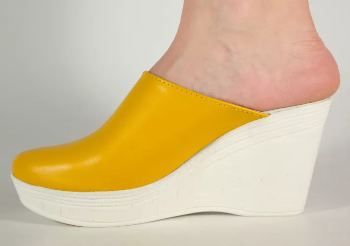 Saboti galbeni platforma piele naturala SBM5A 38 - cel.ro
