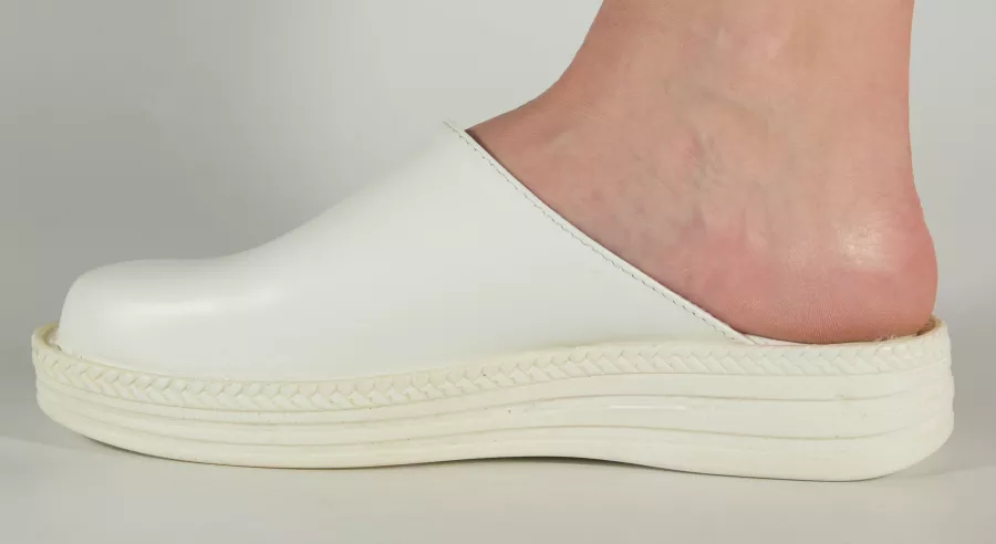 Saboti platforma albi piele naturala cod SBM4A 40 - cel.ro