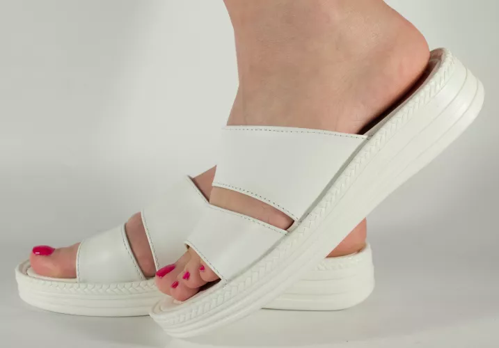 Saboti platforma albi piele naturala SBM4 40 - cel.ro