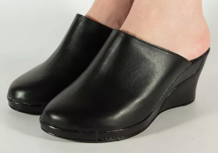 Saboti platforma negri piele naturala SBM5 36 - cel.ro