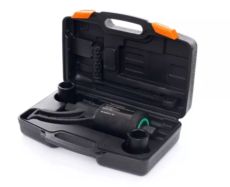 Cheie desfacut roti tir camion 8000Nm cu reductor multiplicator ...