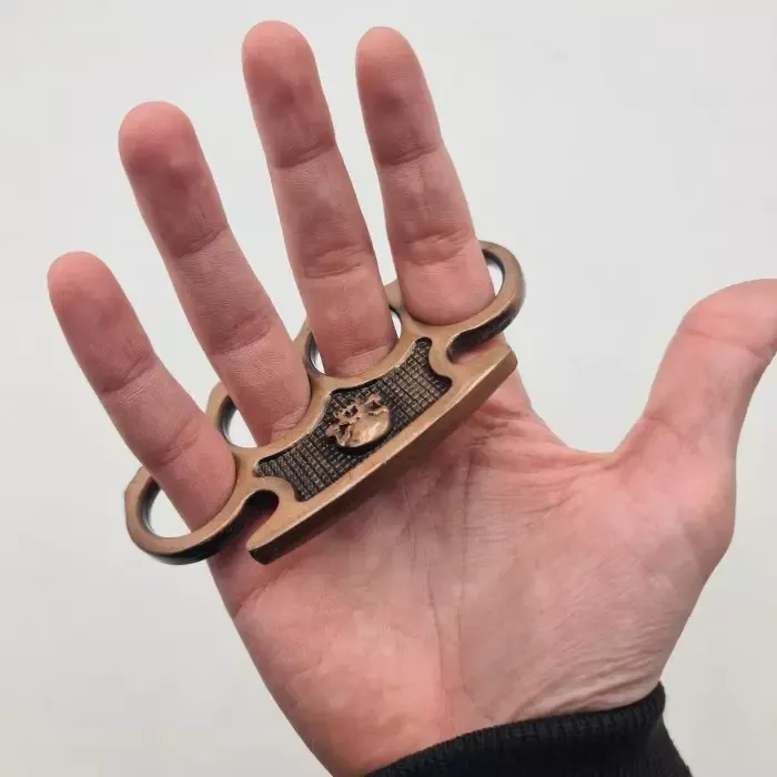 Pumnal Tip Box Autoaparare Maner Cap de Mort Bronz dalimag3504