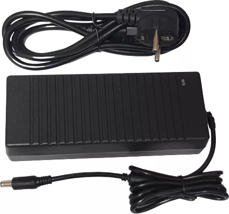 Alimentator de la 220V la 12V 10A cu mufa 5.5x2.5mm cablu de alimentare ...