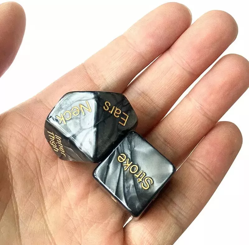 Set 2 zaruri erotice pentru adulti cu parti ale corpului Gonga® Negru