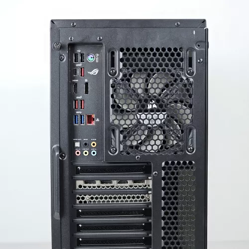PC Refurbished Gaming Intel Core i7-8700K 32GB RAM Corsair SSD 1TB Nou ...