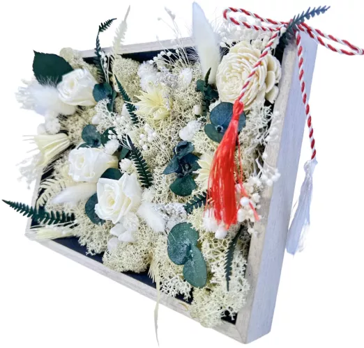 Aranjament floral cu licheni plante si flori criogenate in rama Alb ...