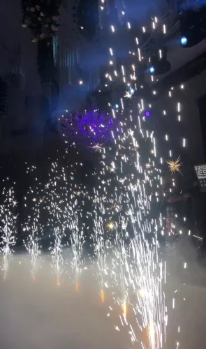 Pachet Aniversare- Basic Pachet aniversare - cel.ro