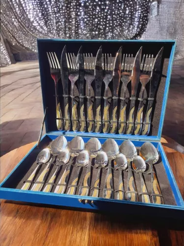 Set tacam 24 piese cu model 7052 - cel.ro