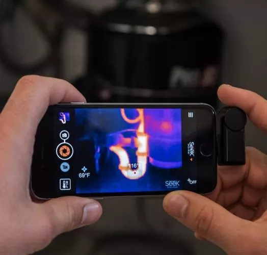 Camera Termoviziune Seek Thermal Compact lightning iOS LW-EAA lw-eaa - cel.ro