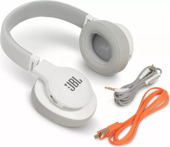 Casti Bluetooth JBL E55BT Albe jble55btwht - cel.ro