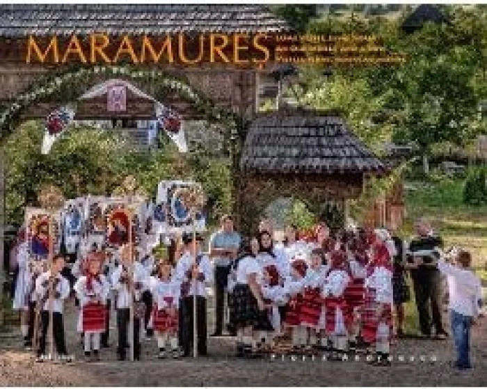 Maramures Lume Veche Lume Noua - Florin Andreescu 978-606-8050-52-2 - cel.ro