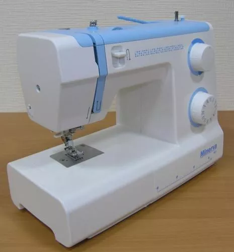 Masina de cusut Minerva B21 21 programe 800 imp/min Alb/Bleu b21 - cel.ro