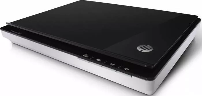 Scanner HP Scanjet 300 l2733a - cel.ro