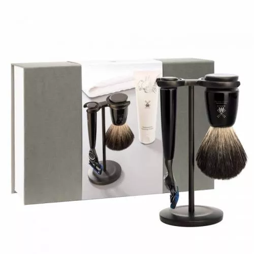 Set de barbierit cu aparat de ras Fusion si pamatuf Black Badger cu par ...